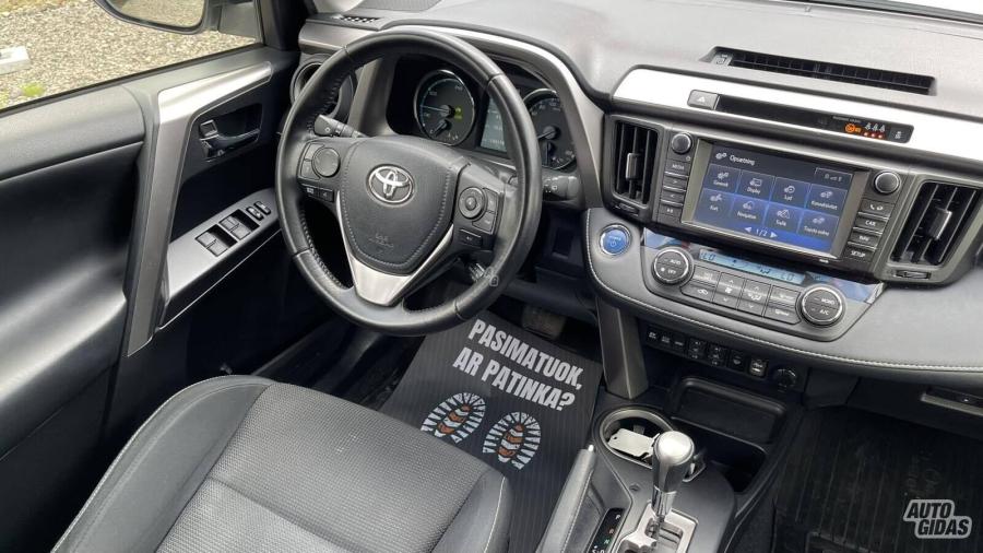 Toyota RAV4 2016 Marijampole, ar dzinēja tilpumu 2.50 L un nobraukumu 190 tūkst. km par 16250 €, foto 22 vietnē AUTOMOTO.COM.LV