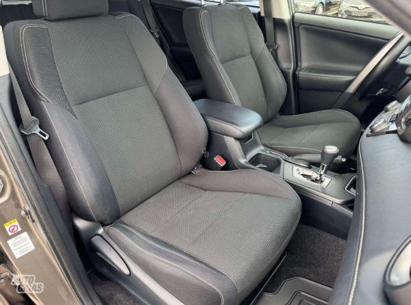 Toyota RAV4 2016 in Kaunas, with an engine capacity of 2.50 L and mileage of 264 thousand km for 13950 €, photo 11 on AUTOMOTO.COM.LV