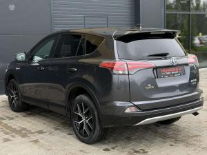 Toyota RAV4 2016 Viļņa, ar dzinēja tilpumu 2.49 L un nobraukumu 190 tūkst. km par 18555 €, foto 4 vietnē AUTOMOTO.COM.LV
