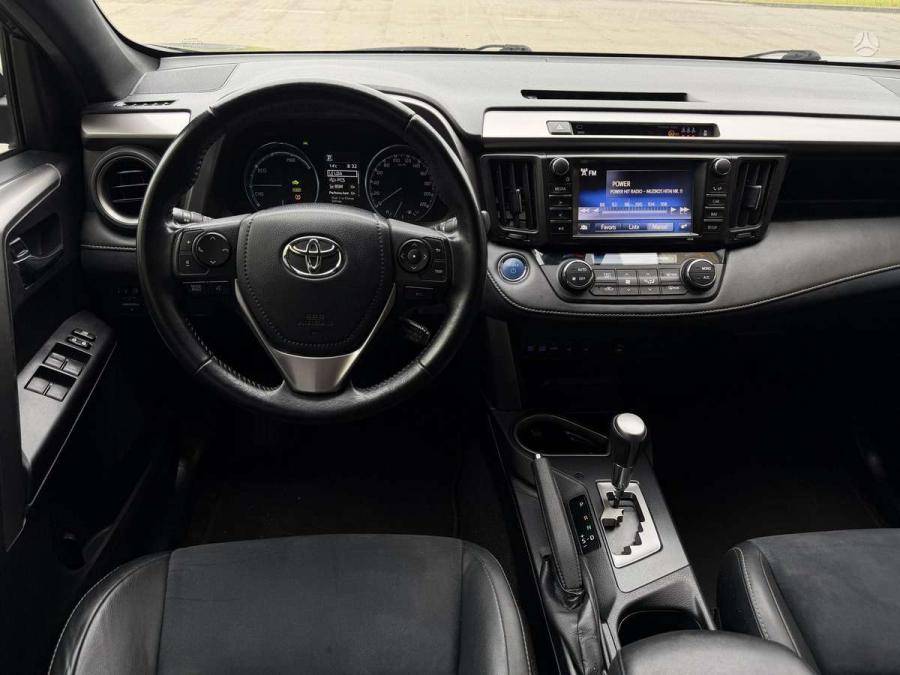 Toyota RAV4 2016 Viļņa, ar dzinēja tilpumu 2.49 L un nobraukumu 190 tūkst. km par 18555 €, foto 9 vietnē AUTOMOTO.COM.LV
