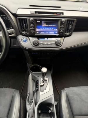 Toyota RAV4 2016 Viļņa, ar dzinēja tilpumu 2.49 L un nobraukumu 190 tūkst. km par 18555 €, foto 19 vietnē AUTOMOTO.COM.LV