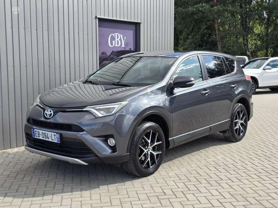 Toyota RAV4 2016 Tauragė, ar dzinēja tilpumu 2.00 L un nobraukumu 205 tūkst. km par 11200 €, foto 1 vietnē AUTOMOTO.COM.LV