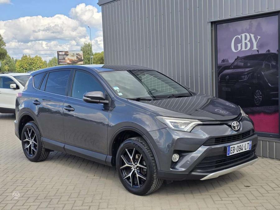 Toyota RAV4 2016 Tauragė, ar dzinēja tilpumu 2.00 L un nobraukumu 205 tūkst. km par 11200 €, foto 4 vietnē AUTOMOTO.COM.LV