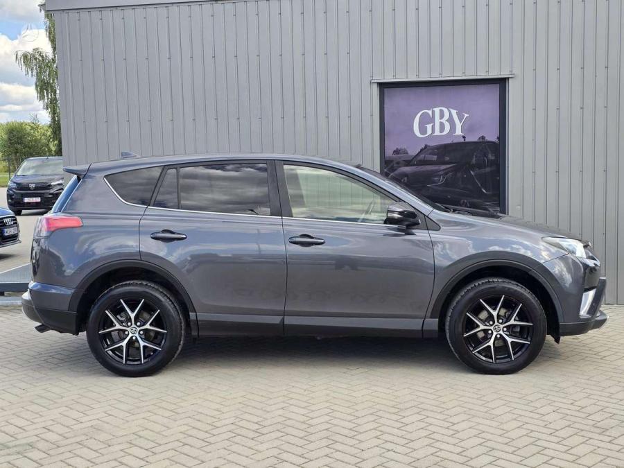 Toyota RAV4 2016 Tauragė, ar dzinēja tilpumu 2.00 L un nobraukumu 205 tūkst. km par 11200 €, foto 6 vietnē AUTOMOTO.COM.LV