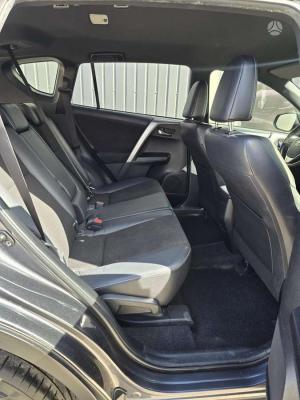 Toyota RAV4 2016 Tauragė, ar dzinēja tilpumu 2.00 L un nobraukumu 205 tūkst. km par 11200 €, foto 18 vietnē AUTOMOTO.COM.LV
