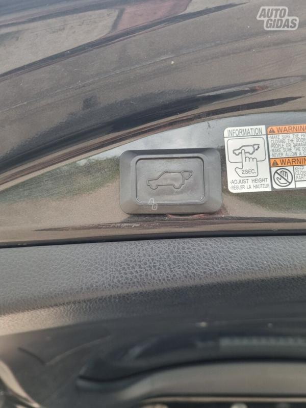 Toyota RAV4 2016 in Kaunas, with an engine capacity of 2.50 L and mileage of 241 thousand km for 14800 €, photo 10 on AUTOMOTO.COM.LV