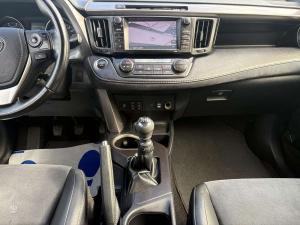 Toyota RAV4 2016 in Vilnius, with an engine capacity of 2.00 L and mileage of 179 thousand km for 14555 €, photo 10 on AUTOMOTO.COM.LV