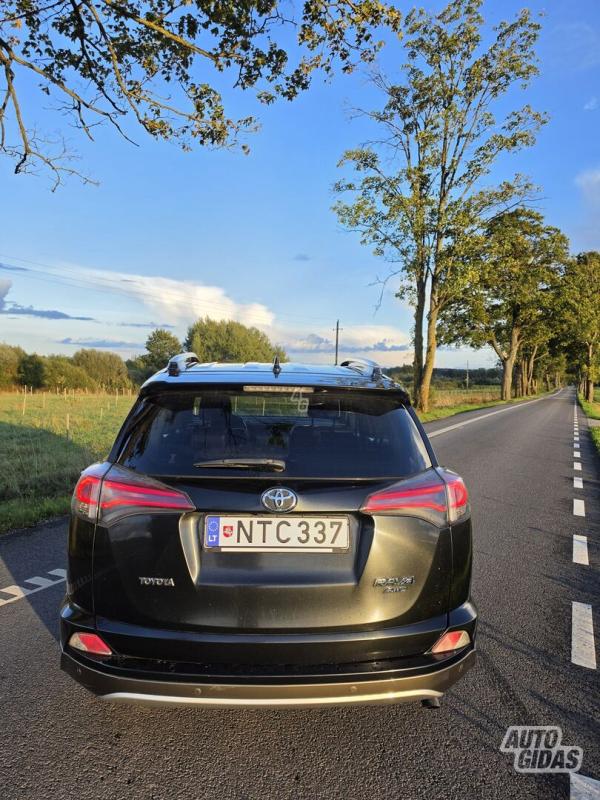 Toyota RAV4 2016 Ukmergė, ar dzinēja tilpumu 2.00 L un nobraukumu 135 tūkst. km par 14999 €, foto 6 vietnē AUTOMOTO.COM.LV