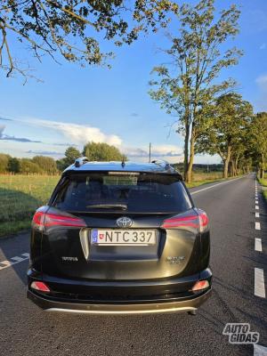 Toyota RAV4 2016 Ukmergė, ar dzinēja tilpumu 2.00 L un nobraukumu 135 tūkst. km par 14999 €, foto 6 vietnē AUTOMOTO.COM.LV