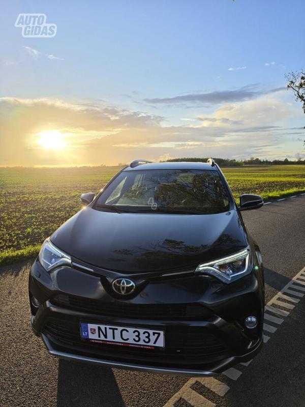 Toyota RAV4 2016 Ukmergė, ar dzinēja tilpumu 2.00 L un nobraukumu 135 tūkst. km par 14999 €, foto 7 vietnē AUTOMOTO.COM.LV