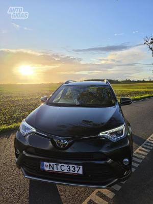 Toyota RAV4 2016 Ukmergė, ar dzinēja tilpumu 2.00 L un nobraukumu 135 tūkst. km par 14999 €, foto 7 vietnē AUTOMOTO.COM.LV
