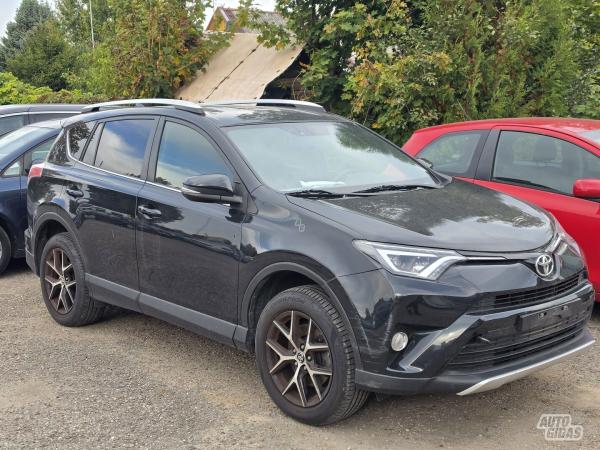 Toyota RAV4 2016 Šilutė, ar dzinēja tilpumu 2.00 L un nobraukumu 128 tūkst. km par 6999 €, foto 1 vietnē AUTOMOTO.COM.LV