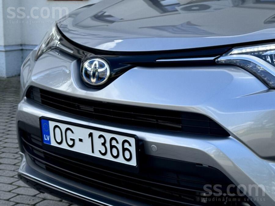 Toyota RAV4 2017 Jelgava, ar dzinēja tilpumu 2.50 L un nobraukumu 112 tūkst. km par 17950 €, foto 12 vietnē AUTOMOTO.COM.LV