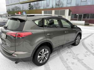 Toyota RAV4 2017 Viļņa, ar dzinēja tilpumu 2.49 L un nobraukumu 81 tūkst. km par 19000 €, foto 3 vietnē AUTOMOTO.COM.LV