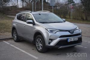 Toyota RAV4 2017 Rīga, ar dzinēja tilpumu 2.50 L un nobraukumu 223 tūkst. km par 13500 €, foto  vietnē AUTOMOTO.COM.LV