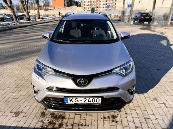 Toyota RAV4 2017 Rēzekne, ar dzinēja tilpumu 2.00 L un nobraukumu 66 tūkst. km par 18900 €, foto 1 vietnē AUTOMOTO.COM.LV