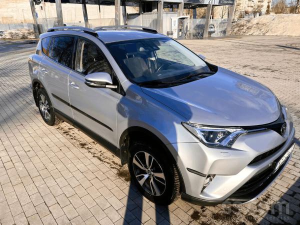 Toyota RAV4 2017 Rēzekne, ar dzinēja tilpumu 2.00 L un nobraukumu 66 tūkst. km par 18900 €, foto 2 vietnē AUTOMOTO.COM.LV