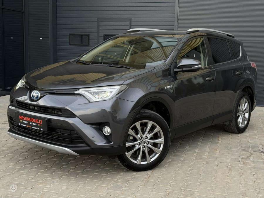 Toyota RAV4 2017 Viļņa, ar dzinēja tilpumu 2.49 L un nobraukumu 99 tūkst. km par 19999 €, foto 1 vietnē AUTOMOTO.COM.LV
