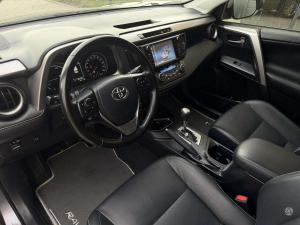 Toyota RAV4 2017 Viļņa, ar dzinēja tilpumu 2.49 L un nobraukumu 99 tūkst. km par 19999 €, foto 10 vietnē AUTOMOTO.COM.LV