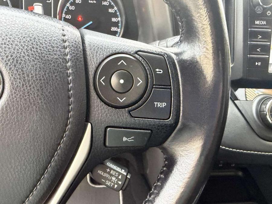 Toyota RAV4 2017 Viļņa, ar dzinēja tilpumu 2.49 L un nobraukumu 99 tūkst. km par 19999 €, foto 15 vietnē AUTOMOTO.COM.LV