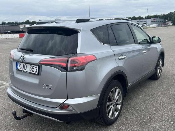 Toyota RAV4 2017 Viļņa, ar dzinēja tilpumu 2.49 L un nobraukumu 135 tūkst. km par 18800 €, foto 4 vietnē AUTOMOTO.COM.LV
