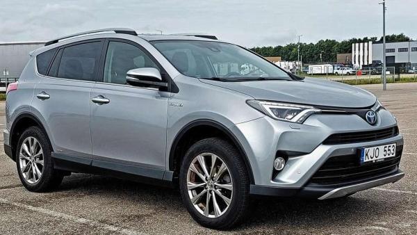 Тойота РАВ 4 2017 в Вильнюс, объемом двигателя 2.49 л и пробегом 135 тыс. км за 18800 €, фото 6 на AUTOMOTO.COM.LV