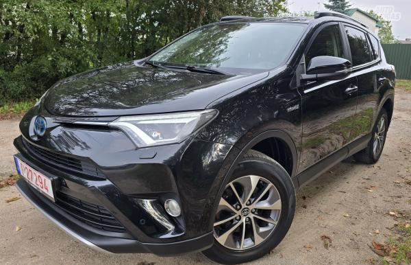 Toyota RAV4 2017 Kauņa, ar dzinēja tilpumu 2.50 L un nobraukumu 238 tūkst. km par 15500 €, foto 1 vietnē AUTOMOTO.COM.LV
