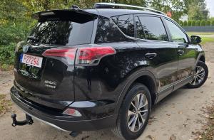Toyota RAV4 2017 in Kaunas, with an engine capacity of 2.50 L and mileage of 238 thousand km for 15500 €, photo 6 on AUTOMOTO.COM.LV