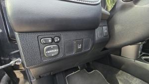 Toyota RAV4 2017 in Kaunas, with an engine capacity of 2.50 L and mileage of 238 thousand km for 15500 €, photo 13 on AUTOMOTO.COM.LV