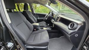 Toyota RAV4 2017 in Kaunas, with an engine capacity of 2.50 L and mileage of 238 thousand km for 15500 €, photo 16 on AUTOMOTO.COM.LV