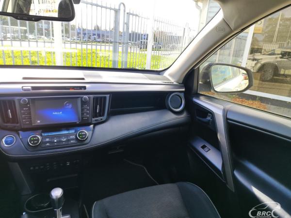 Toyota RAV4 2017 Klaipėda, ar dzinēja tilpumu 2.49 L un nobraukumu 69 tūkst. km par 17900 €, foto 6 vietnē AUTOMOTO.COM.LV