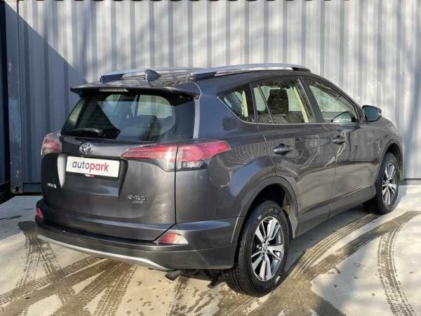 Toyota RAV4 2018 Viļņa, ar dzinēja tilpumu 1.99 L un nobraukumu 151 tūkst. km par 17500 €, foto 3 vietnē AUTOMOTO.COM.LV