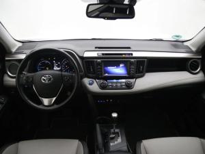 Toyota RAV4 2018 Viļņa, ar dzinēja tilpumu 2.50 L un nobraukumu 235 tūkst. km par 17799 €, foto 3 vietnē AUTOMOTO.COM.LV