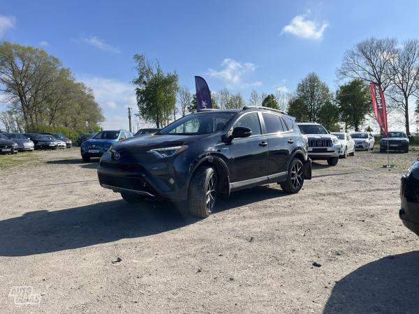 Toyota RAV4 2018 Klaipėda, ar dzinēja tilpumu 2.50 L un nobraukumu 127 tūkst. km par 14950 €, foto 1 vietnē AUTOMOTO.COM.LV
