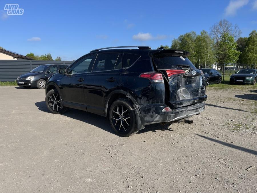 Toyota RAV4 2018 Klaipėda, ar dzinēja tilpumu 2.50 L un nobraukumu 127 tūkst. km par 14950 €, foto 6 vietnē AUTOMOTO.COM.LV