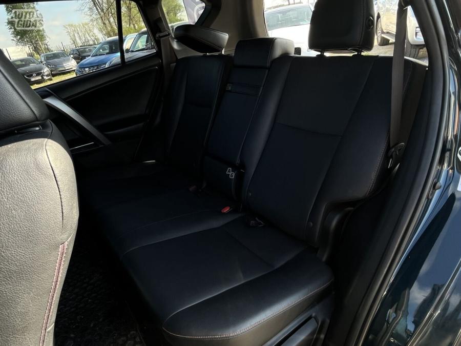 Toyota RAV4 2018 Klaipėda, ar dzinēja tilpumu 2.50 L un nobraukumu 127 tūkst. km par 14950 €, foto 15 vietnē AUTOMOTO.COM.LV