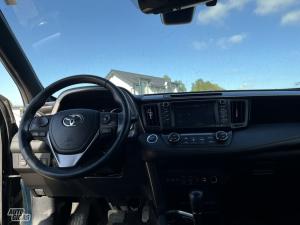 Toyota RAV4 2018 in Klaipeda, with an engine capacity of 2.50 L and mileage of 127 thousand km for 14950 €, photo 15 on AUTOMOTO.COM.LV
