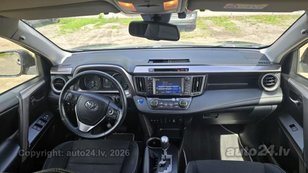Тойота РАВ 4 2018 в Таллин, объемом двигателя 2.50 л и пробегом 147 тыс. км за 21599 €, фото 5 на AUTOMOTO.COM.LV