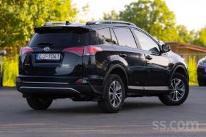 Toyota RAV4 2018 Rīga, ar dzinēja tilpumu 2.50 L un nobraukumu 188 tūkst. km par 15950 €, foto 5 vietnē AUTOMOTO.COM.LV