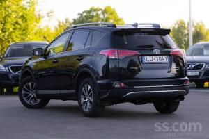 Toyota RAV4 2018 Rīga, ar dzinēja tilpumu 2.50 L un nobraukumu 188 tūkst. km par 15950 €, foto 7 vietnē AUTOMOTO.COM.LV