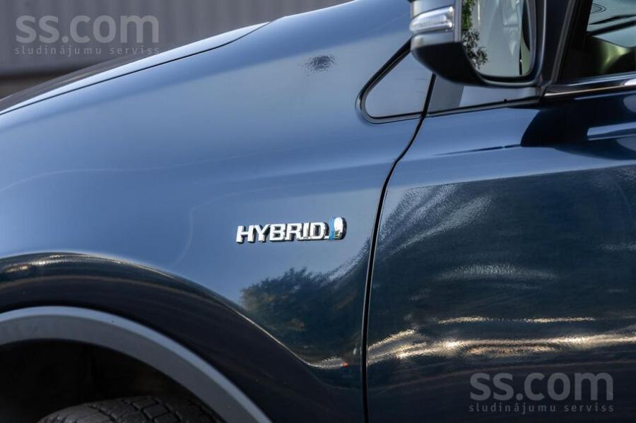 Toyota RAV4 2018 Rīga, ar dzinēja tilpumu 2.50 L un nobraukumu 188 tūkst. km par 15950 €, foto 8 vietnē AUTOMOTO.COM.LV