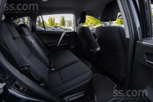 Toyota RAV4 2018 Rīga, ar dzinēja tilpumu 2.50 L un nobraukumu 188 tūkst. km par 15950 €, foto 11 vietnē AUTOMOTO.COM.LV