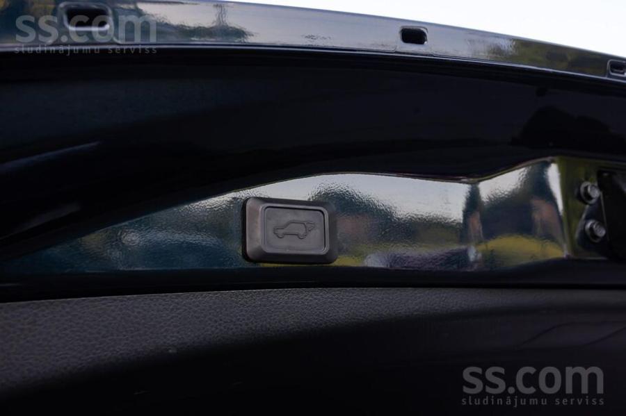 Toyota RAV4 2018 Rīga, ar dzinēja tilpumu 2.50 L un nobraukumu 188 tūkst. km par 15950 €, foto 15 vietnē AUTOMOTO.COM.LV