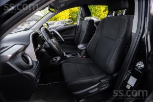 Toyota RAV4 2018 Rīga, ar dzinēja tilpumu 2.50 L un nobraukumu 188 tūkst. km par 15950 €, foto 16 vietnē AUTOMOTO.COM.LV