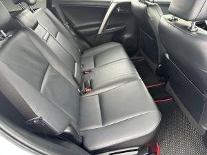 Toyota RAV4 2018 Viļņa, ar dzinēja tilpumu 2.50 L un nobraukumu 134 tūkst. km par 19550 €, foto 6 vietnē AUTOMOTO.COM.LV