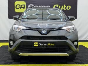 Toyota RAV4 2018 in Vilnius, with an engine capacity of 0.00 L and mileage of 0 thousand km for 18690 €, photo 3 on AUTOMOTO.COM.LV