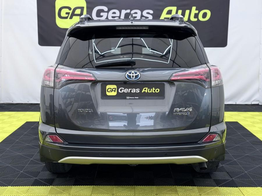 Toyota RAV4 2018 in Vilnius, with an engine capacity of 0.00 L and mileage of 0 thousand km for 18690 €, photo 6 on AUTOMOTO.COM.LV