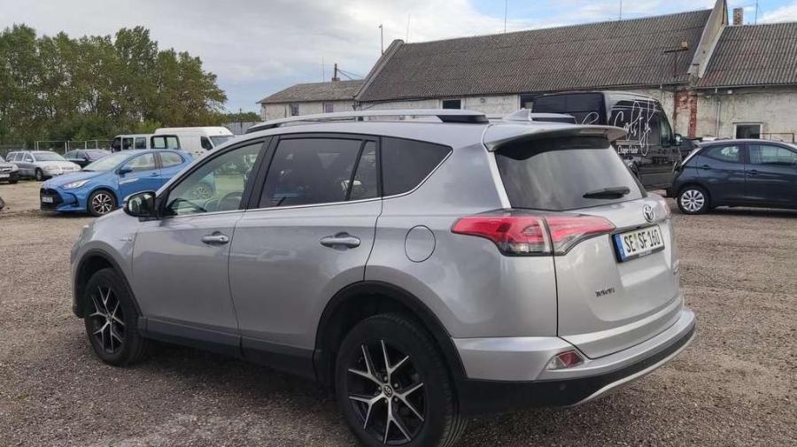 Toyota RAV4 2018 Klaipėda, ar dzinēja tilpumu 2.49 L un nobraukumu 100 tūkst. km par 19150 €, foto 5 vietnē AUTOMOTO.COM.LV