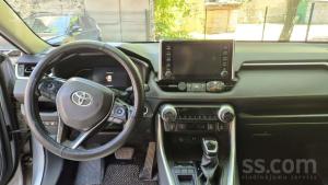Toyota RAV4 2019 Rīga, ar dzinēja tilpumu 2.00 L un nobraukumu 117 tūkst. km par 20000 €, foto 6 vietnē AUTOMOTO.COM.LV