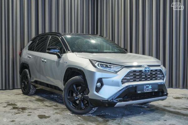 Toyota RAV4 2019 in Marijampole, with an engine capacity of 2.50 L and mileage of 214 thousand km for 23450 €, photo 1 on AUTOMOTO.COM.LV